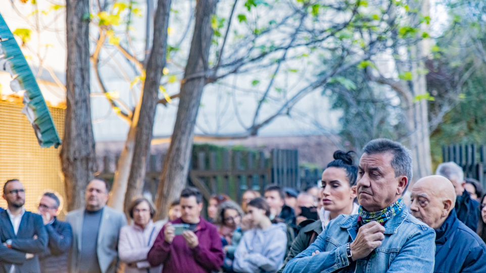 Inaugurat l'Espai de memòria als jardins d’Àngel Guimerà en homenatge i ... Inaugurat l'Espai de memòria als jardins d’Àngel Guimerà en homenatge i ...